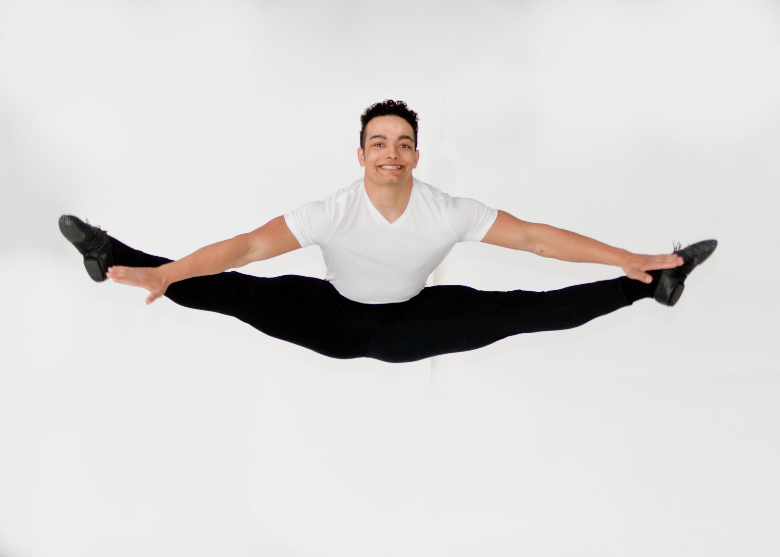 Collide Theatrical Apprentice Audition : DanceMN