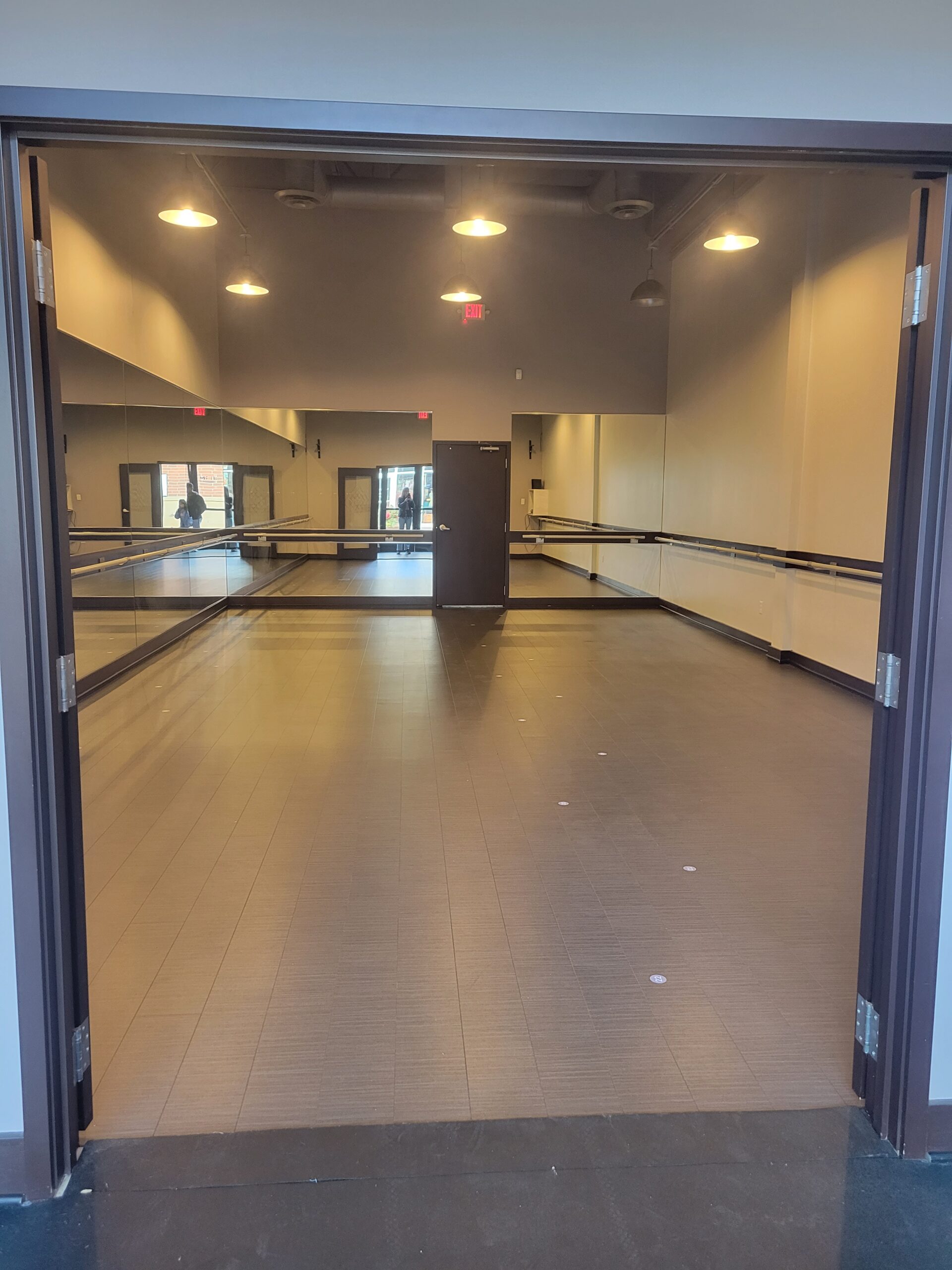 Classes and Events at Communal Studio : DanceMN